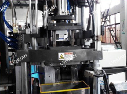 Good Performance Single Stage Blow Molding Machine For Baby Feeding Bottle