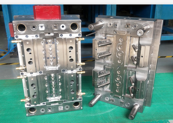 YUDO HASCO Multi Cavity Mold External Thread Mold Precision Injection Moulding
