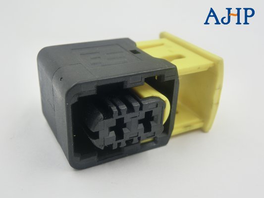 AMP/TYCO 1-1418483-1 2 pin female wire auto connector