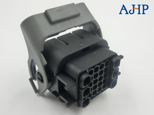 26 way PBT female auto electrical wire connectors