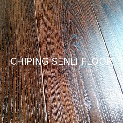 8.3mm class32 ac4 embossed  wax piso flotante laminate floor