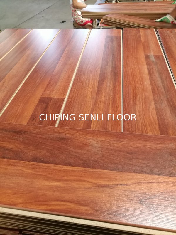 Chile 8.3mm HDF AC3 small embossed double click vinyl laminate flooring