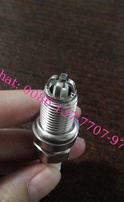 China 4 PINS SPARK PLUG WITH STRONG POWER AND LONG LIFE manufacturer