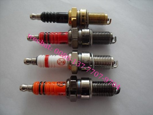 China spark plug D8EA/D8TC/X5CC/CG125/Motorcraft HG22/ 125CC manufacturer