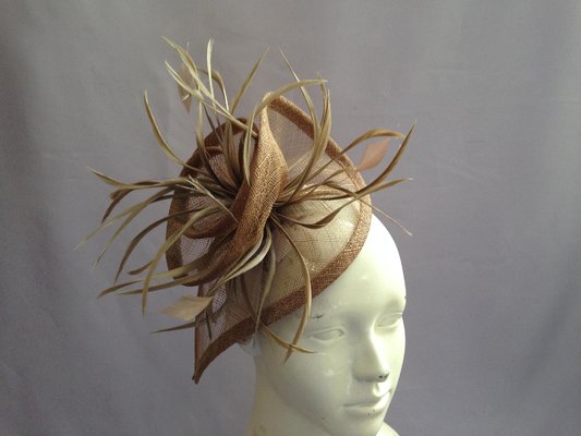 Brown / Ivory / Navy / Yellow Ladies Fascinator Hats With Feathers Trimming For Wedding
