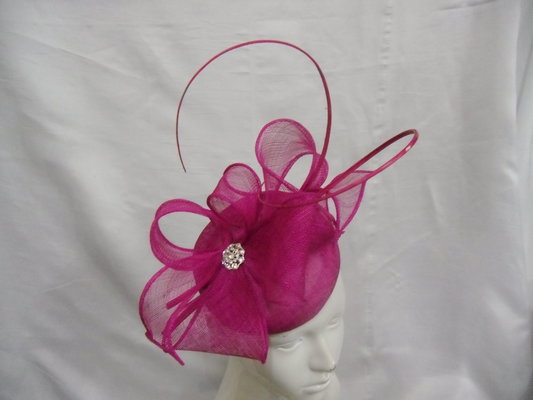 Custom Fuchsia Ladies Fascinator Hats With Buckle , Feather Trimming
