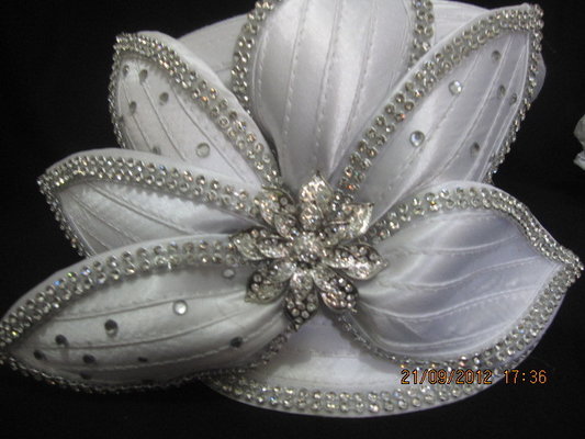 White Handmade  Ladies' Church Hats  Mushroom crown For  Party