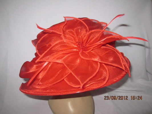 Ladies' Fashion Red Organza Hat with Lily Flower and Coque Feathers For Special Occasion
