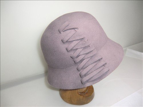 Cut Off Felt Stripe Casual Ladies' Custom Wool Felt Hats With Cloche Shape for Normal Day