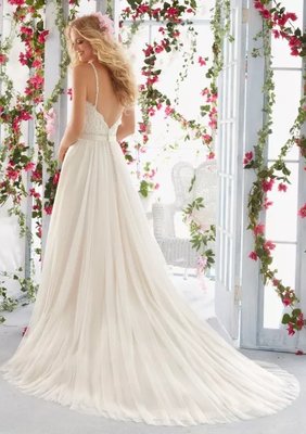 A Line Wedding Dresses Sexy Spaghetti Straps Backless Summer Beach Bridal Gown