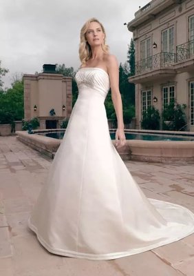 Traditional A Line Princess Wedding Dress , White A Line Bridal Gowns