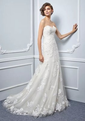 Custom Elegant A Line Style Wedding Dresses For Woman Color Optional