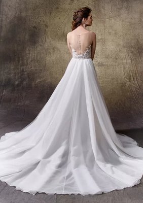 Lady Backless A Line White Dress / Lace Casual Beach Wedding Dresses