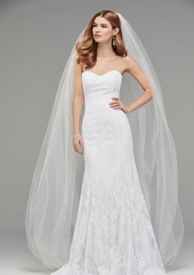 Long Train Tull A Line Style Wedding Dresses With Hand Made Beading Sexy Strapless