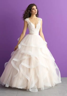 Strapless Sweetheart Neckline Ball Gown Wedding Dresses With Bling Floor Length