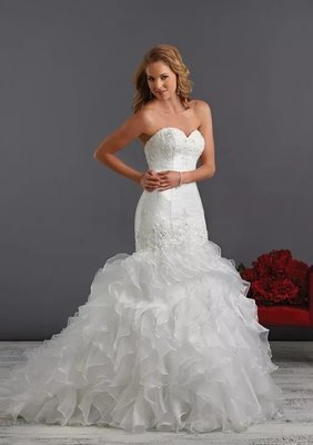Mermaid Tail Wedding Dress Bridal Gown/ Lace Wedding Dress/ Low Back Mermaid Wedding Dress