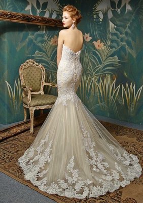 Champagne Color Sweetheart Strapless Cheap Lace Up Elegant Mermaid Lace Wedding Dress