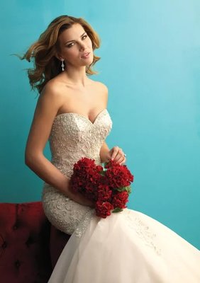 Sweetheart Strapless Mermaid Wedding Dress , Long Elegant Mermaid Wedding Gowns