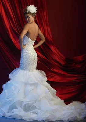 Puffy Plus Size Sheath Wedding Dress / Cute Sweetheart Neckline Sheath Dress