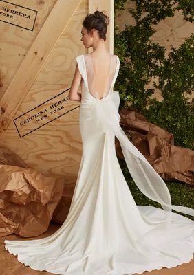 Gorgeous Backless Sheath Column Wedding Dress With Enhanced Style Version