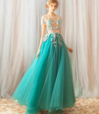 Korean Elegant Wedding Dresses