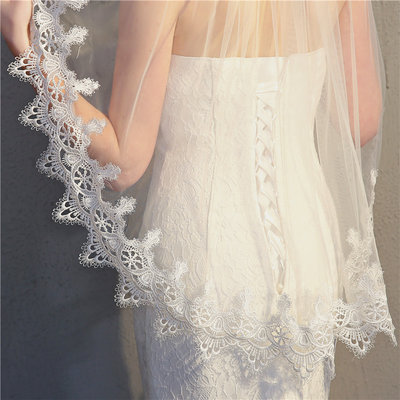 Elegant Ladies Wedding Dress Accessories / Beautiful Long Bridal Veils