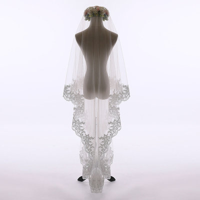 Various Styles Vintage Wedding Veils , Beautiful Classical Wedding Veils With Crystals