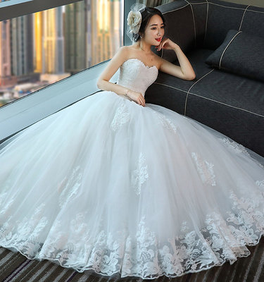 Most Beautiful White Color Wedding Ball Gown , Nice Dresses For Wedding
