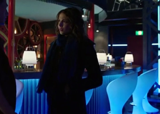 IP65 Waterproof LED cocktail bar chair and table / stool for Oliver Queen verdant club