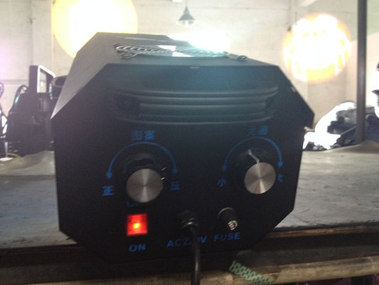 60W / 75W / 90W / 120W / LED Stage Follow Spotlights With Flight Case