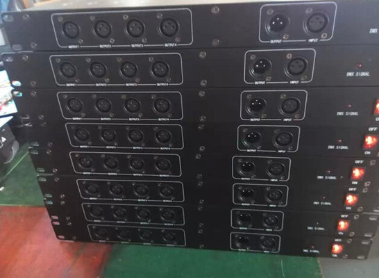 8 Way DMX512 Stage Lighting Controller Distributor Materials Iron AC90V - 240V