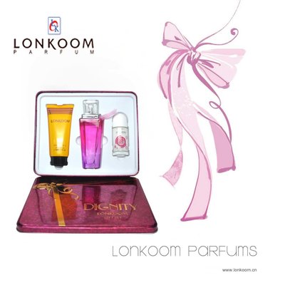 Fashion Design Dignity Perfume Gift Sets For Travel / Hoilday 
