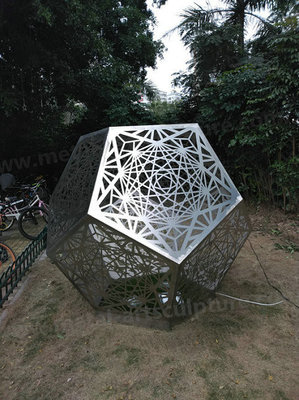 Contemporary Metal Art Sculpture , Metal Garden Sculptures For Yard Decoration
