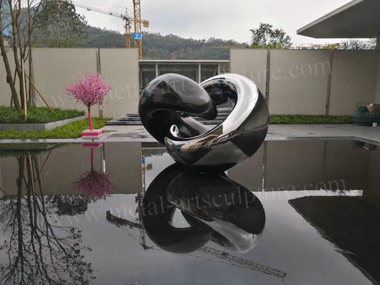 Polished Abstract Mirrored Surface Metal Sculpture Artist As Villa Decoration