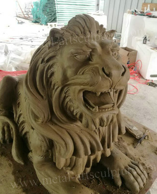 Contemporary Bronze Sculpture , Animal Style Small Bronze Lion Statue