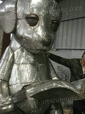 Dog Shape Stainless Steel Sculpture / Outdoor Garden Statues With Surface Polished