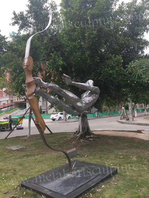 Hollow Out Metal Human Sculpture As Arrow Design Garden Art Decor Sculpture