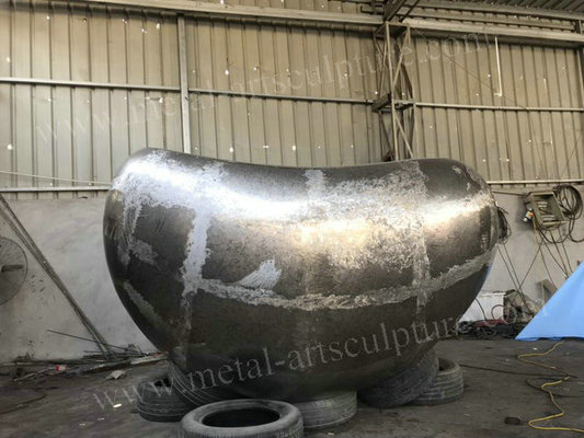 Egg Shape Modern Outdoor Sculpture Surface Polished Garden Ornaments ODM Accept