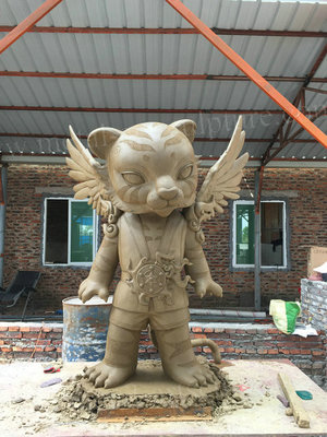 Customized Fiberglass Animal Sculptures Tiger Shape For Square Decoration