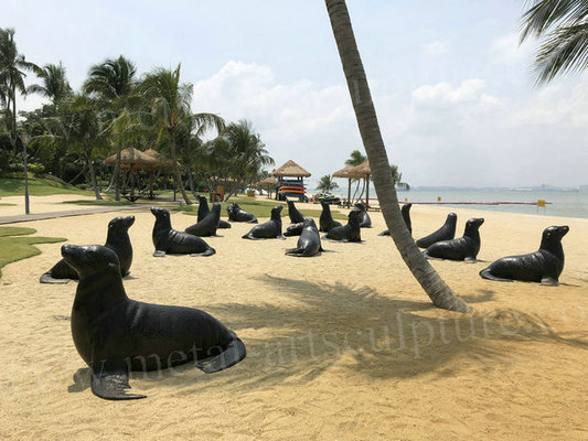 Seaside Decoration Sea Lion Statue , Handmade Fiberglass Outdoor Statues