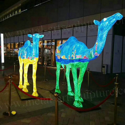 Economic Fiberglass Animal Sculptures Giraffe Shape For Zoo Decoration