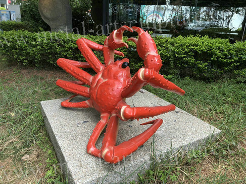 Artificial Style Crab Garden Statue Size Customized Animal Garden Ornaments