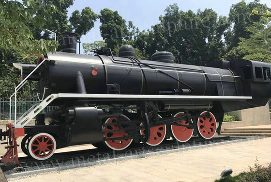 Welding Large Outdoor Statues / Metal Locomotive Sculpture For Theme Park