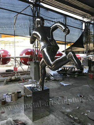 Stainless Steel Garden Ornaments Statues Art Style Abstract People Sculptures