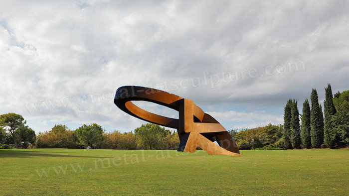 Abstract People Shape Large Garden Sculptures Metal As Outdoor Decoration