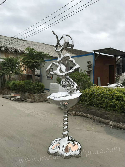 Antique Style Famous Abstract Sculptures / Outdoor Metal Art Sculptures For Yard