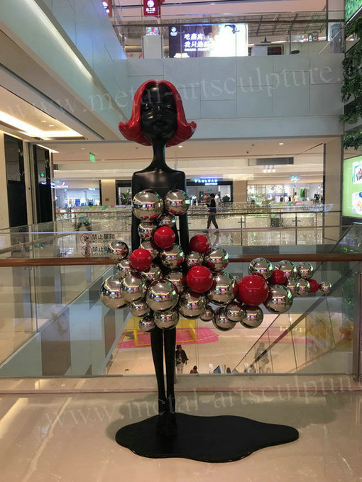 Art Ornaments Abstract Human Sculpture / Wax Sculpture Mall Decoration