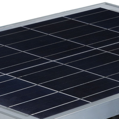 Smart Solar Based 30w Led Street Light Outdoor Dusk To Dawn High Luminous Efficiency