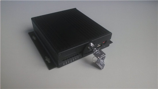 Portable SD Mobile DVR , Anti-high Temperature H.264 Network DVR