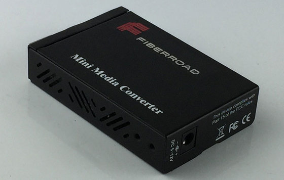 Double Port RJ45 Media Converter Device 10 / 100 / 1000Base-TX to 1000Base-FX